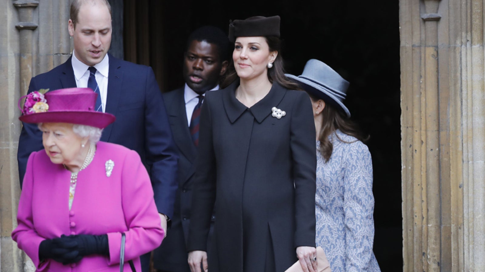 Erneut Sorge um Prinz Philip - stars24