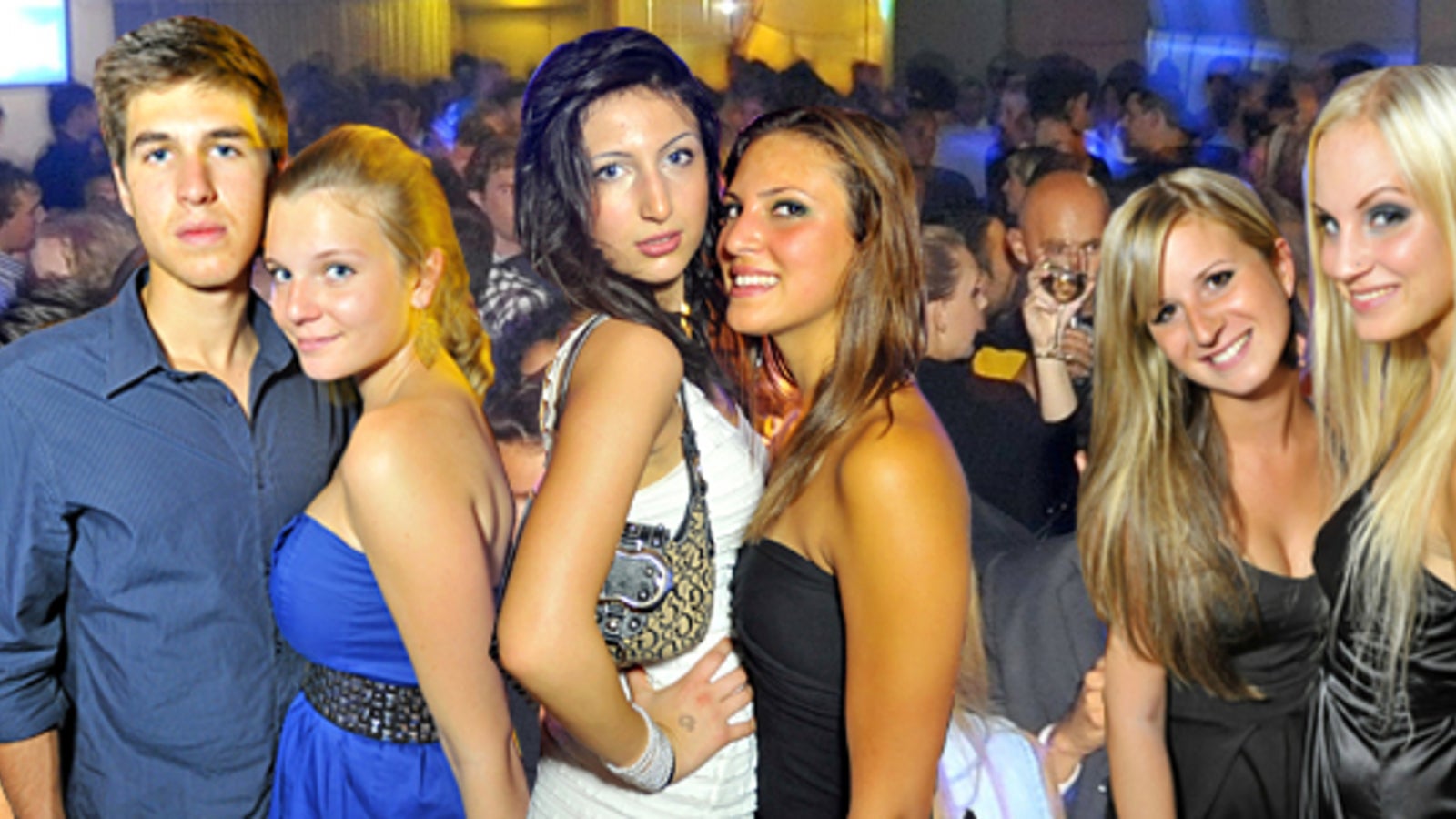 Heiße Partynächte in Wien - stars24