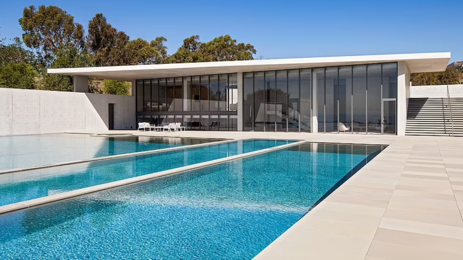Beyoncé & Jay-Z: Die spektakulären Pools ihrer Millionen-Villa - LIVE&STYLE