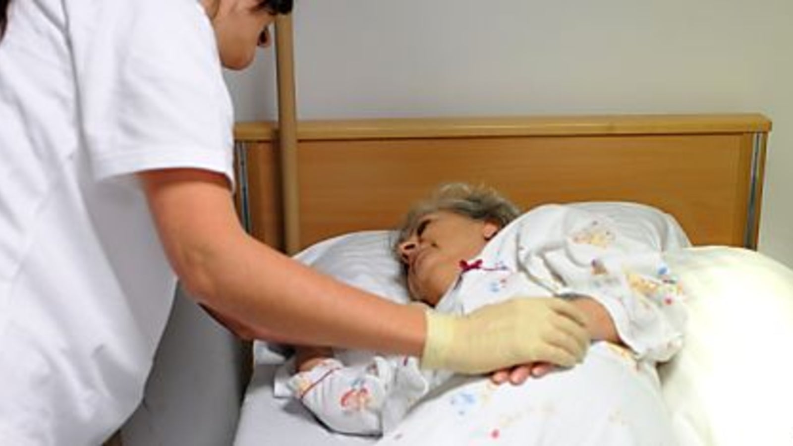 Pflege: NGO fordern mehr Geld vom Bund - Business-Live