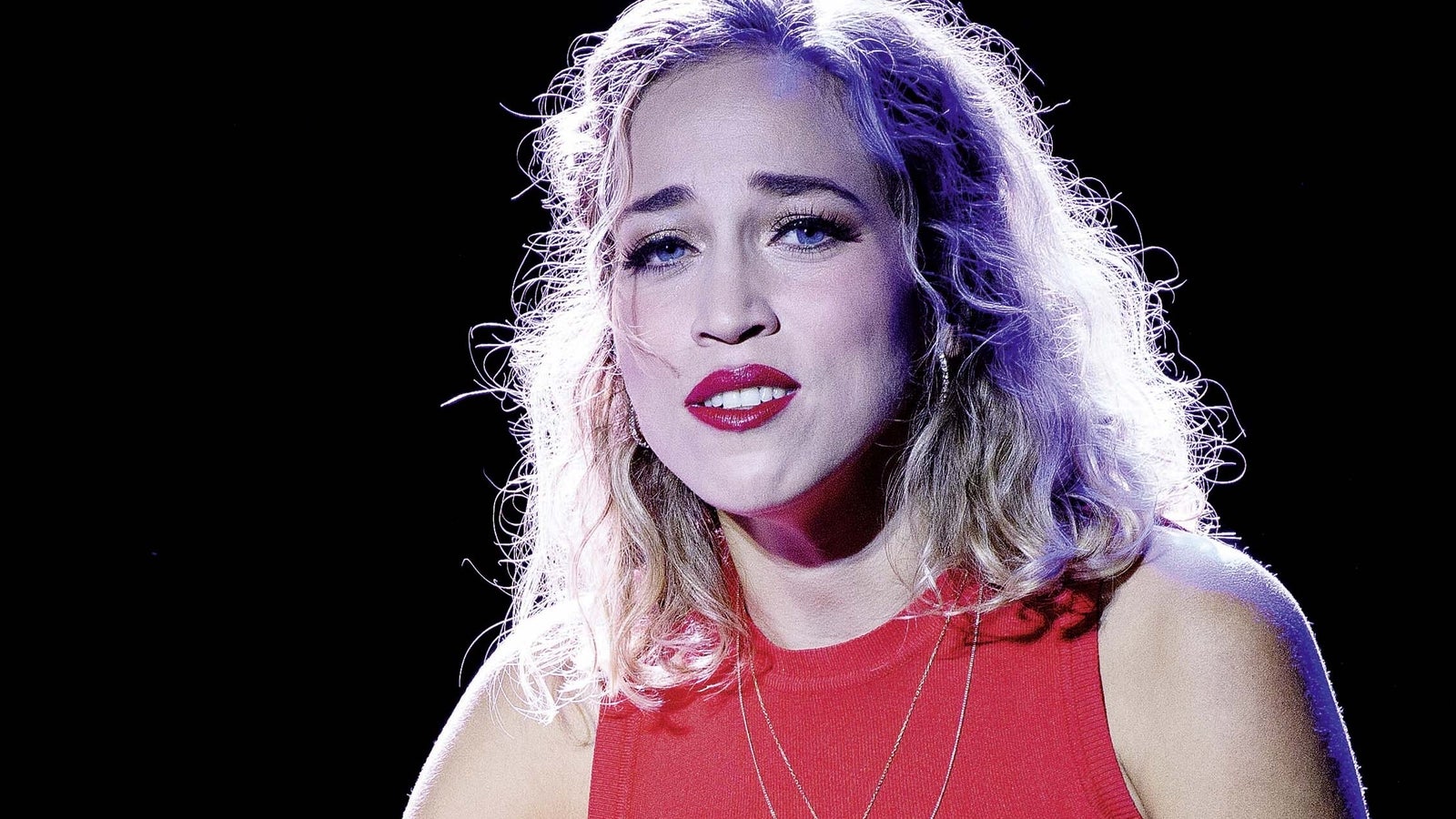 Katharina Gorgi als Falco-Ex Isabella in ''Rock Me Amadeus'' - madonna24.at