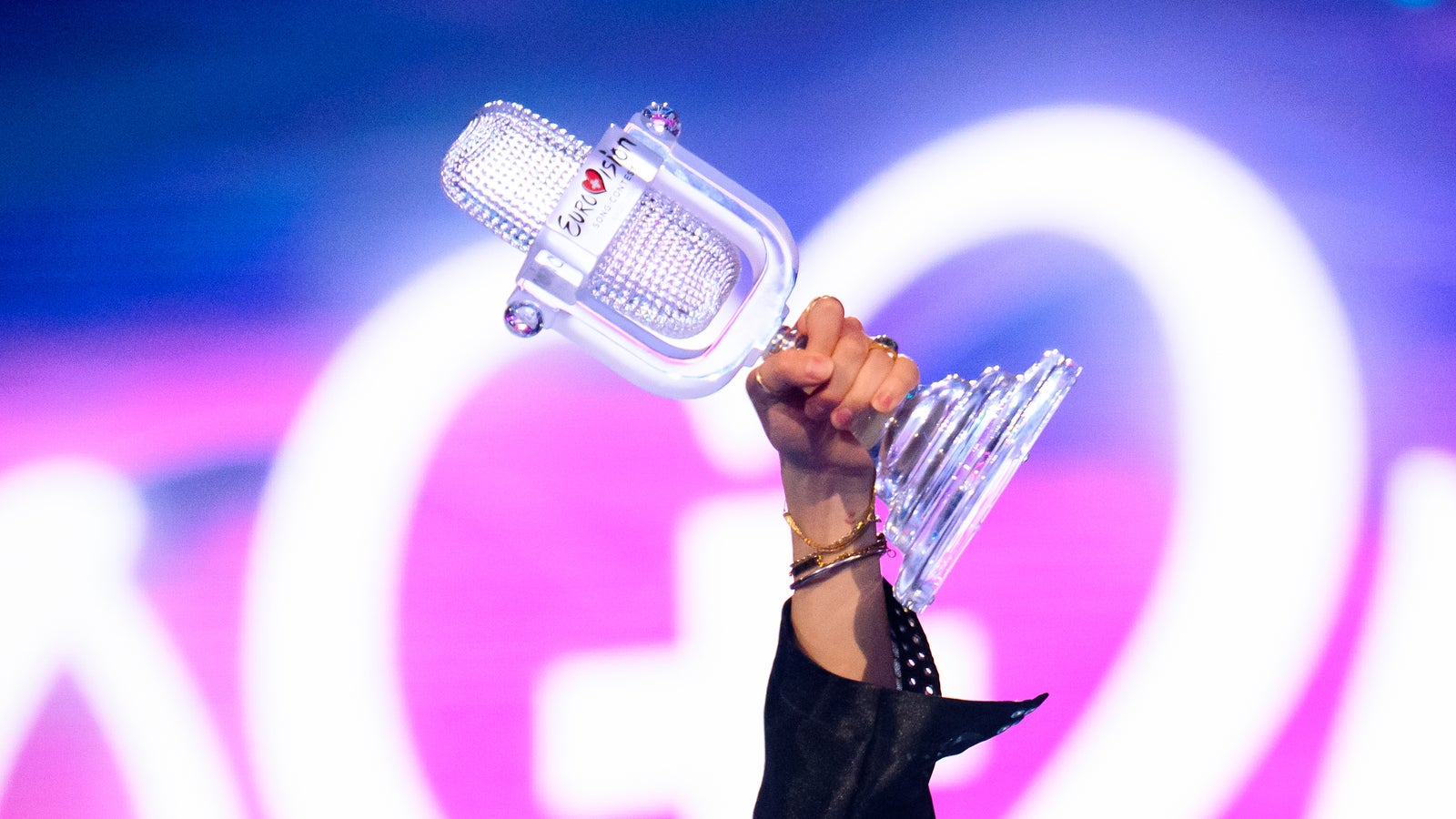 Kleinkinder und Taschen verboten! Strenge Regeln beim Song Contest ...