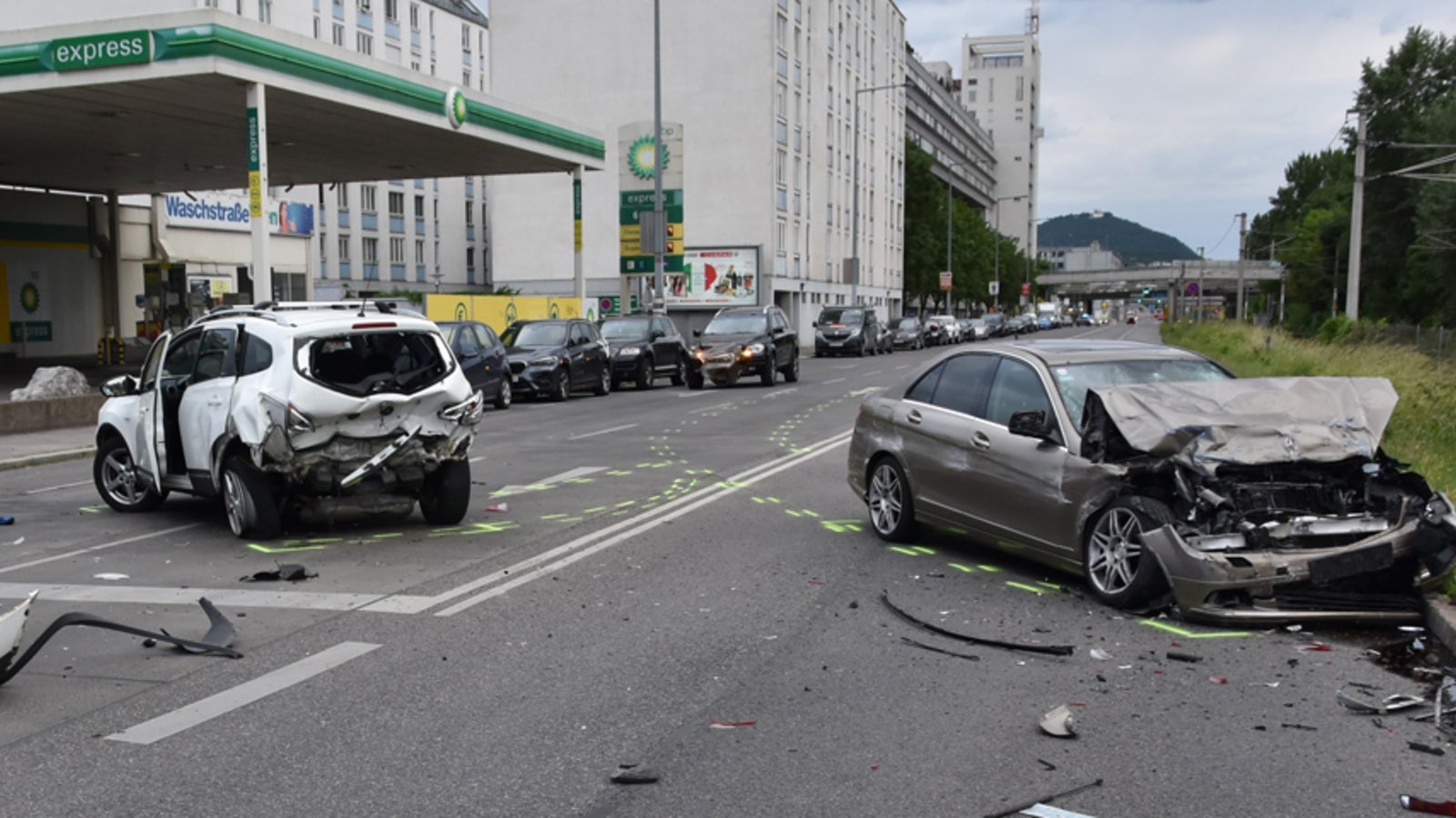 Sechs Verletzte bei Unfall durch Alkolenker in Wien - oe24.at