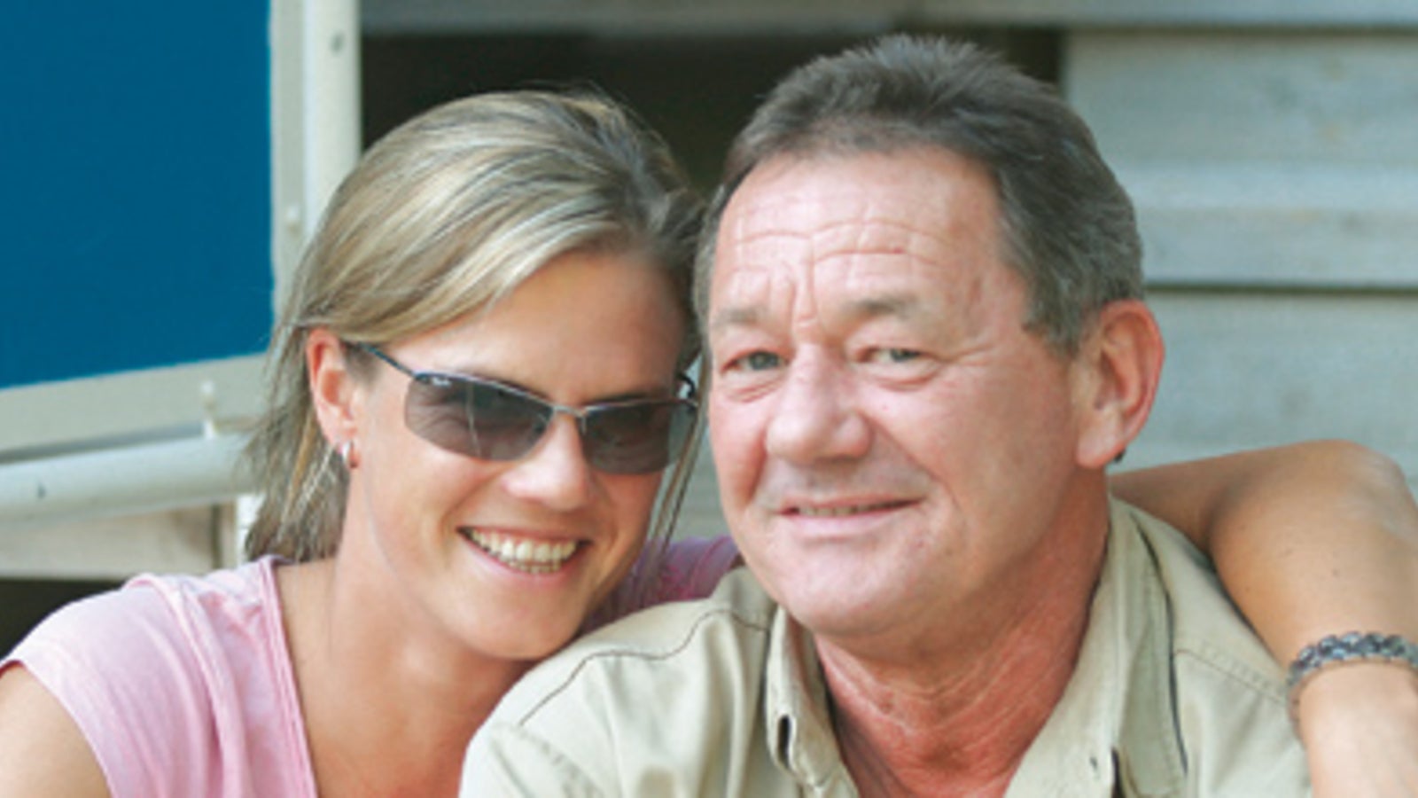 Ambros zeigt erstmals seine Zwillinge - stars24