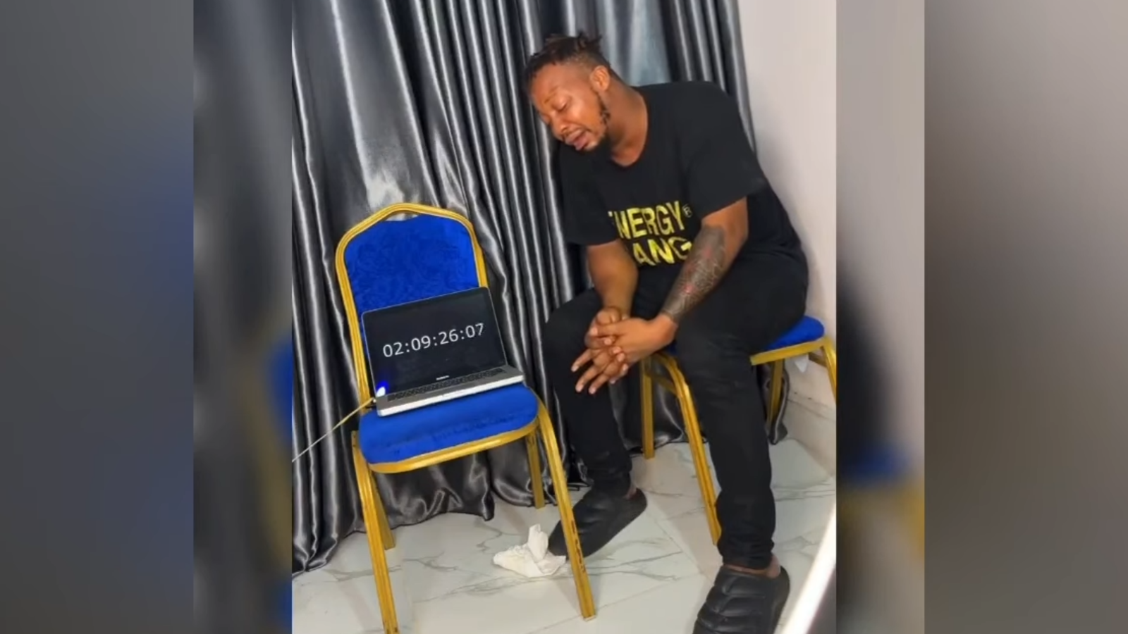 Wollte Weltrekord im Weinen aufstellen: War kurzfristig blind - oe24.at