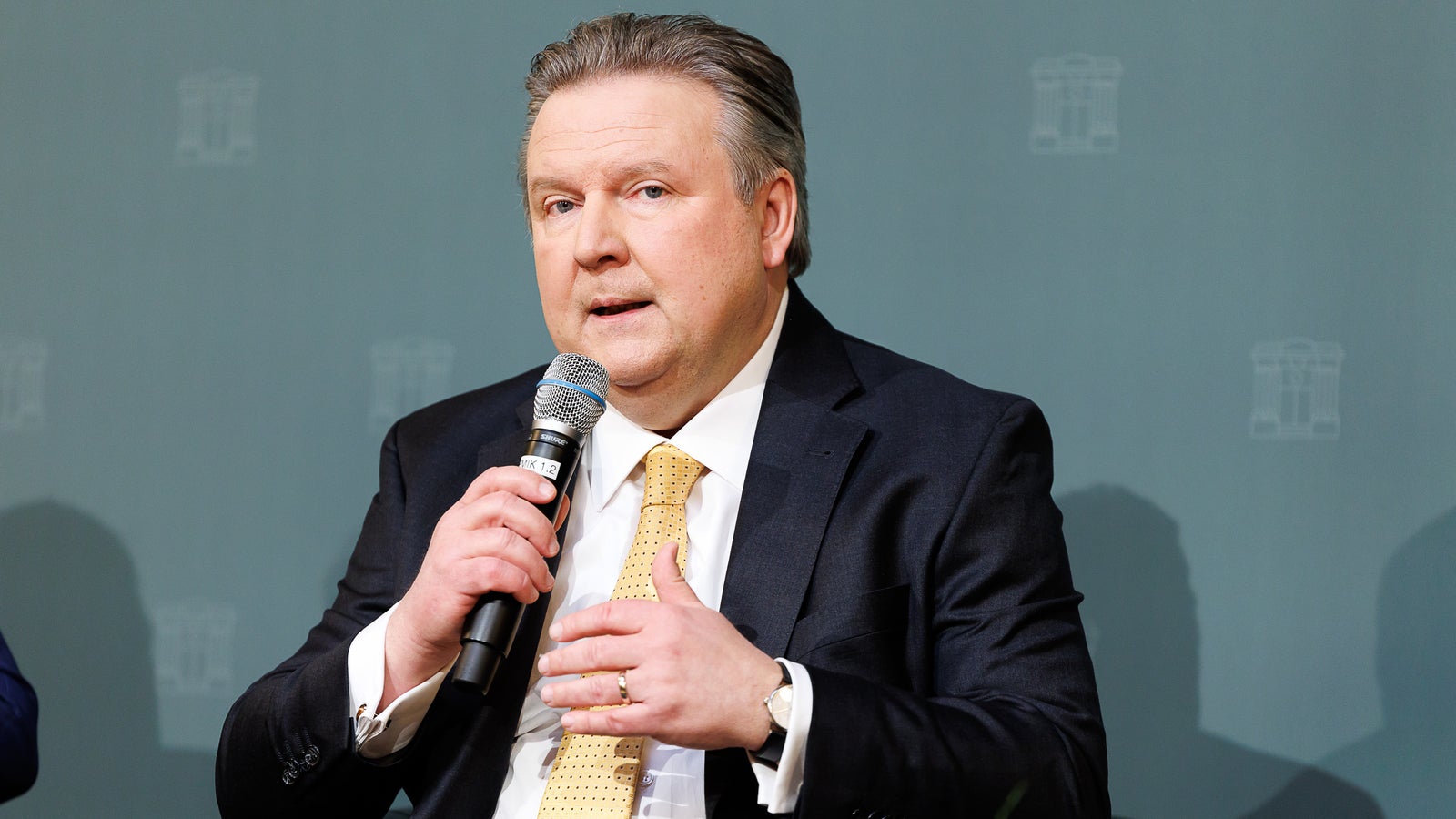 Ludwig will Geld von US-Giganten für Medienförderung - Politik-Live
