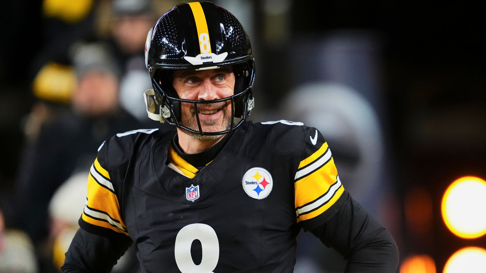 Steelers-Klatsche: Quarterback-Legende Rodgers vor Karriere-Ende ...