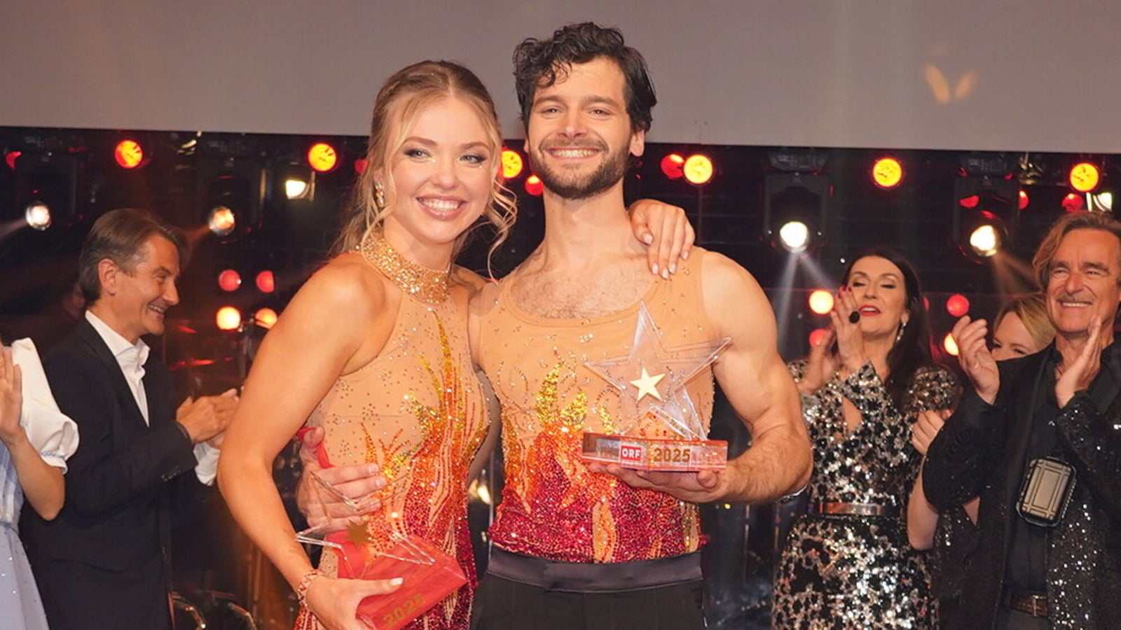 Aaron Karl ist der neue "Dancing Star"! - stars24