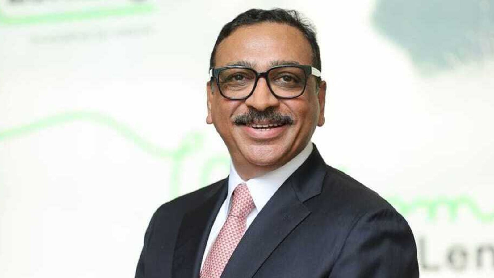 Lenzing-CEO Aggarwal geht schon Ende Jänner 2026 - Business-Live