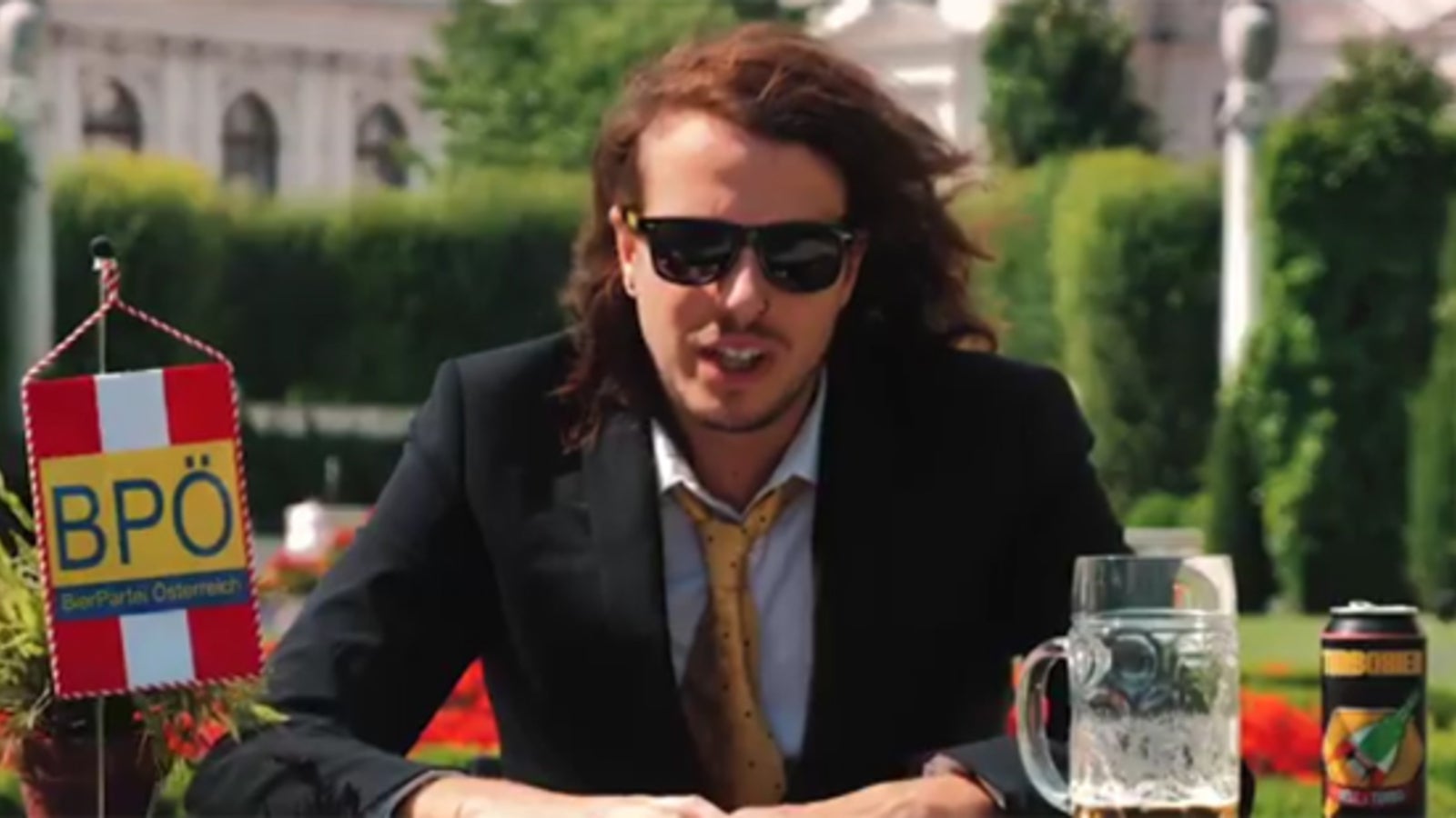 Das ist der Mann hinter der Bier-Partei - Politik-Live