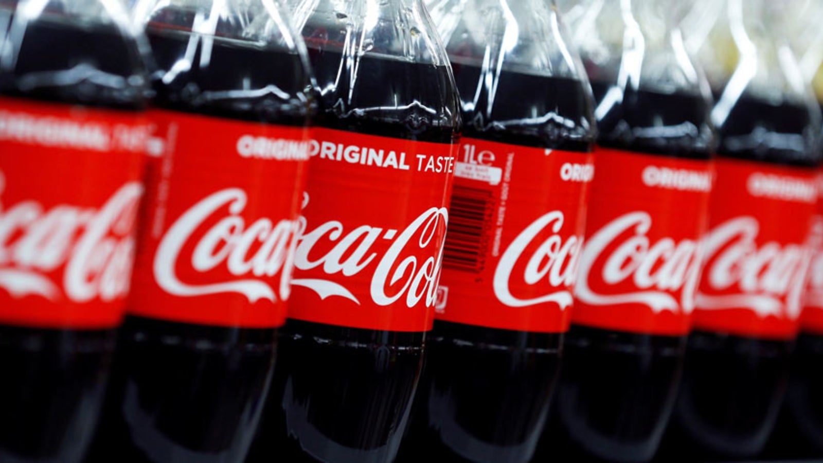 Konsum von Cola oder Pepsi kann die Hoden vergrößern - oe24.at