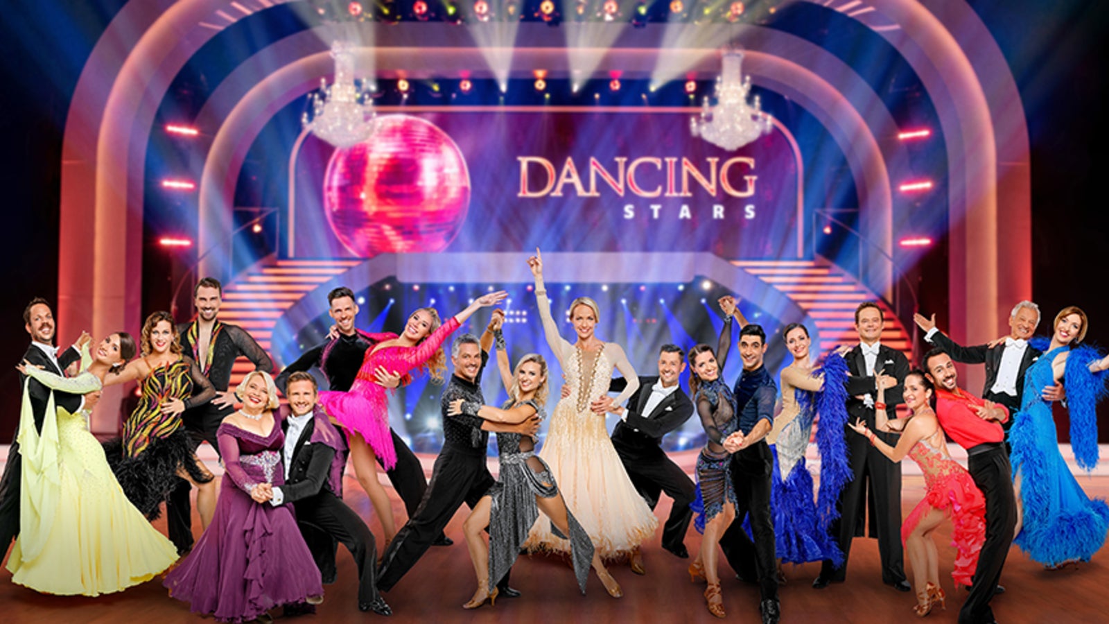 Start für die "Dancing Stars" - stars24