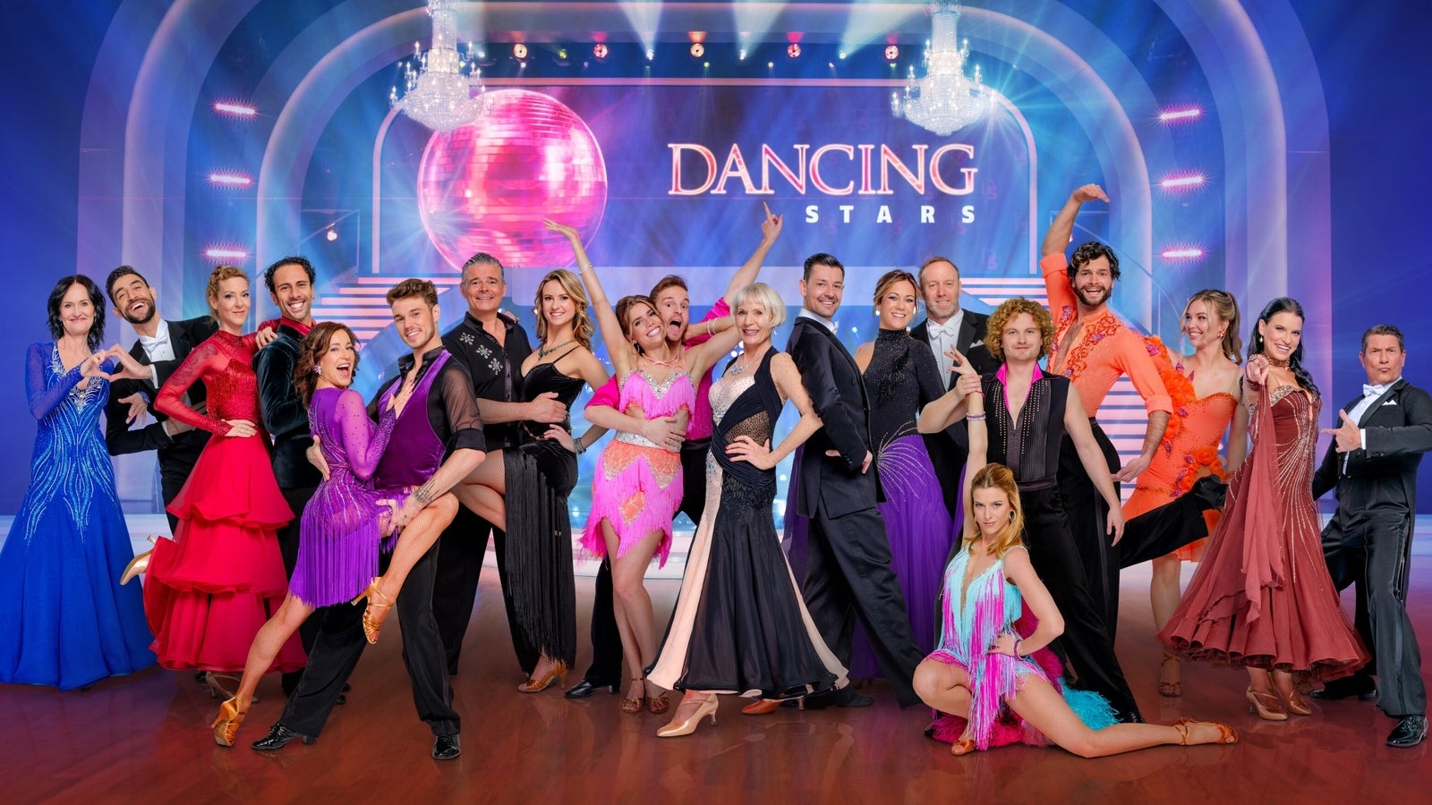 "Dancing Stars": Der Ballroom ist eröffnet! - stars24