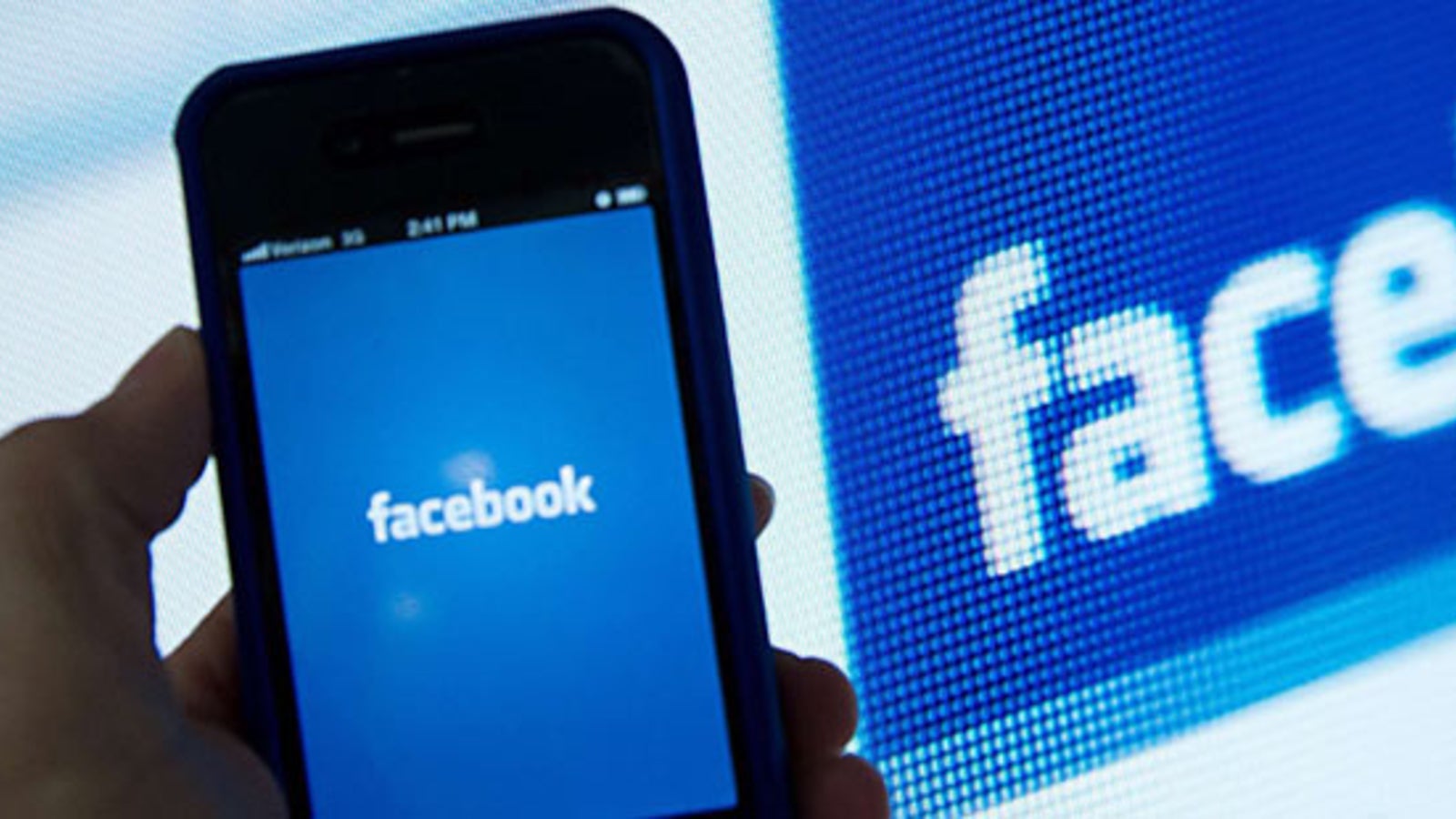 Fake-Profile: Facebook-Abzocke geht weiter - oe24.at