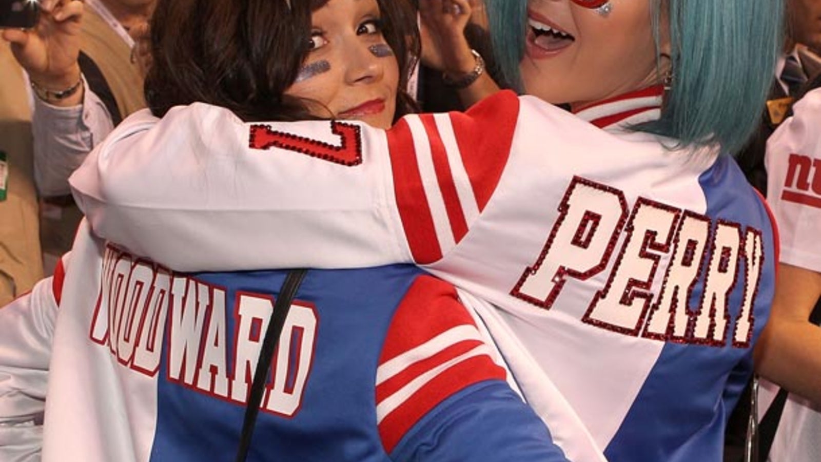 Katy Perry, Seal & Co: Stars beim Super Bowl - stars24