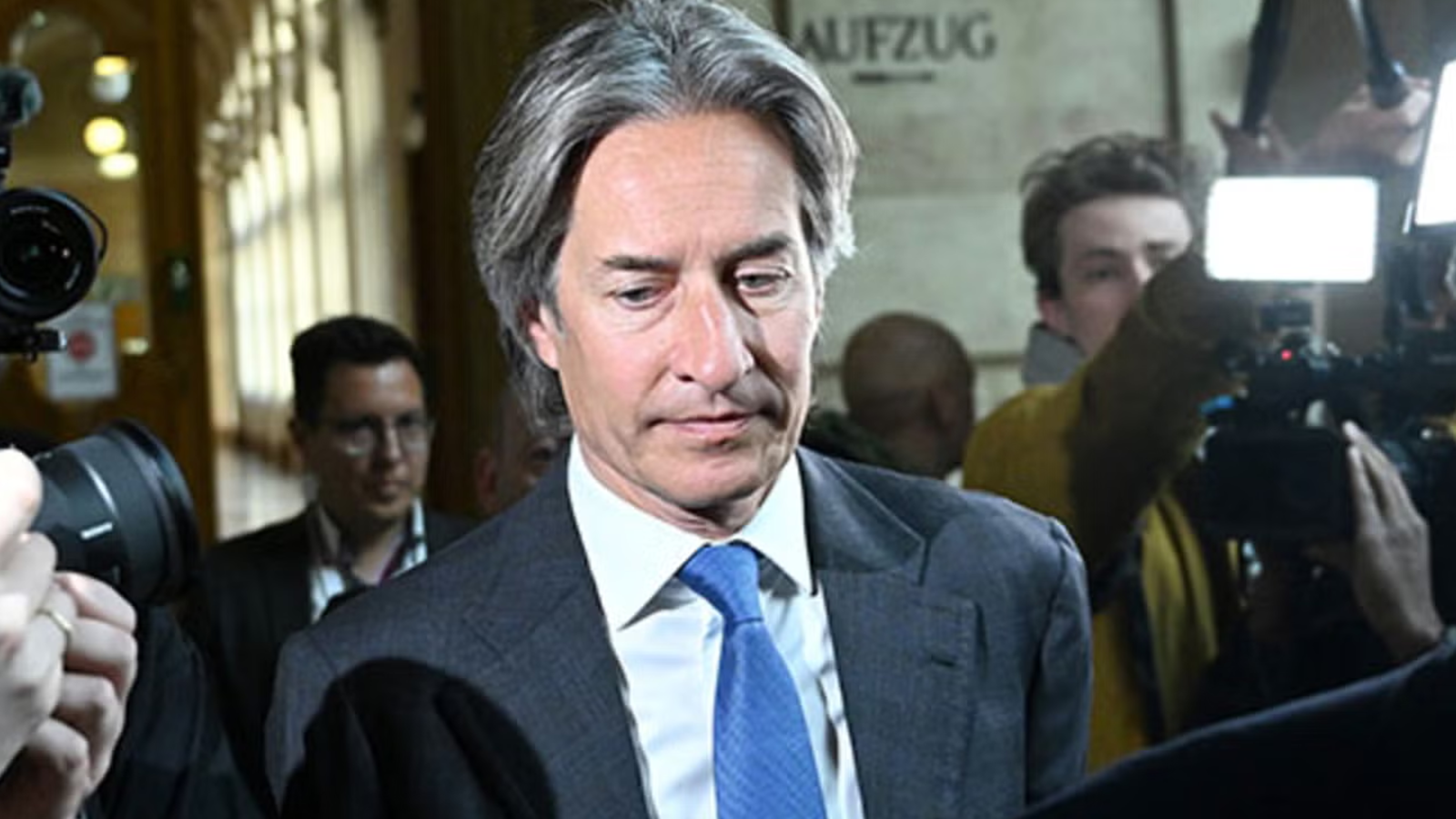 Grassers neues Leben: Einsame Haft & kein eigenes Geld - Politik-Live