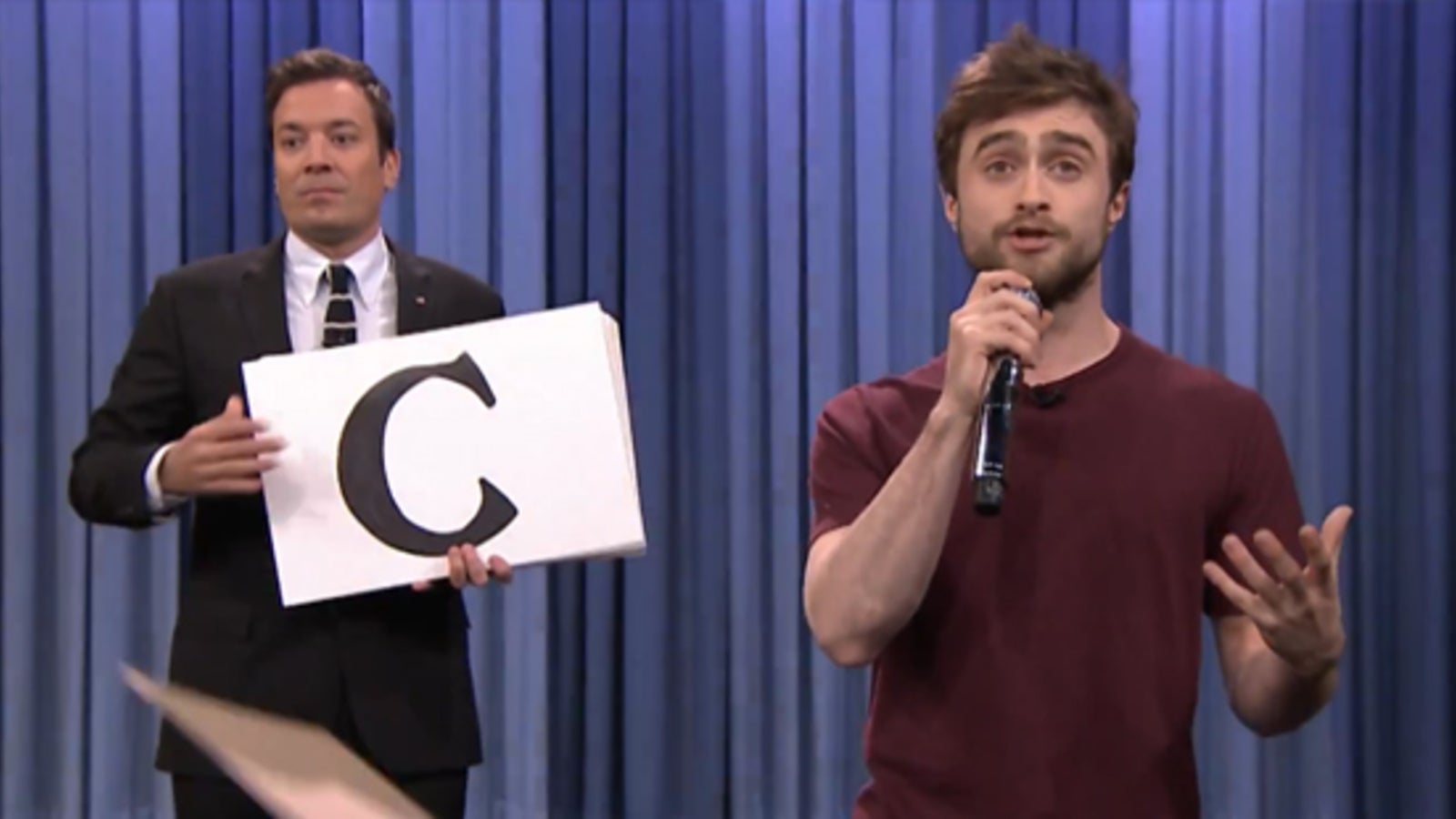Daniel Radcliffe genial als Rapper - stars24