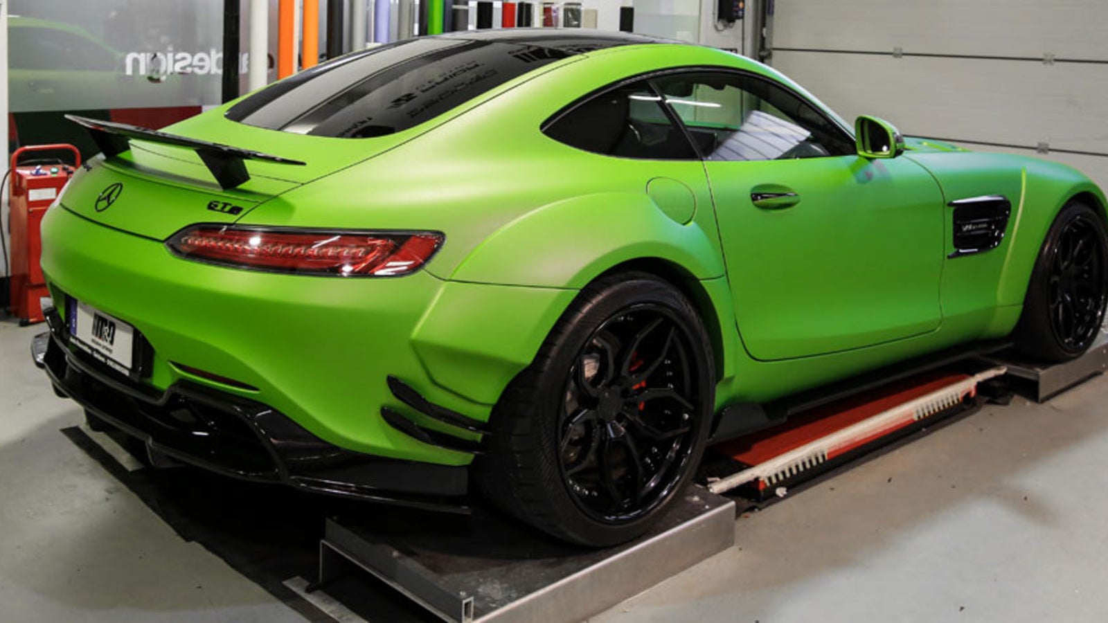 Tuner macht den AMG GT zum "Hulk" - oe24.at