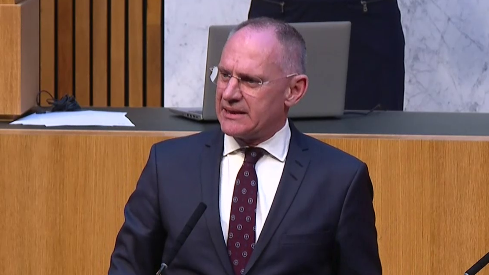 Gerhard Karner zur dringlichen Anfrage der FPÖ zum Villach-Terror - oe24.tv