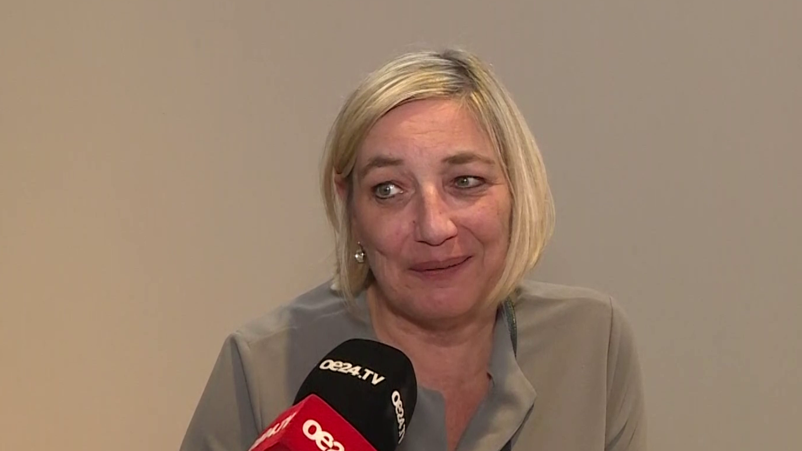 Annette-Bettina Brinek - Business-Coach | Der große oe24 Karriere Day ...