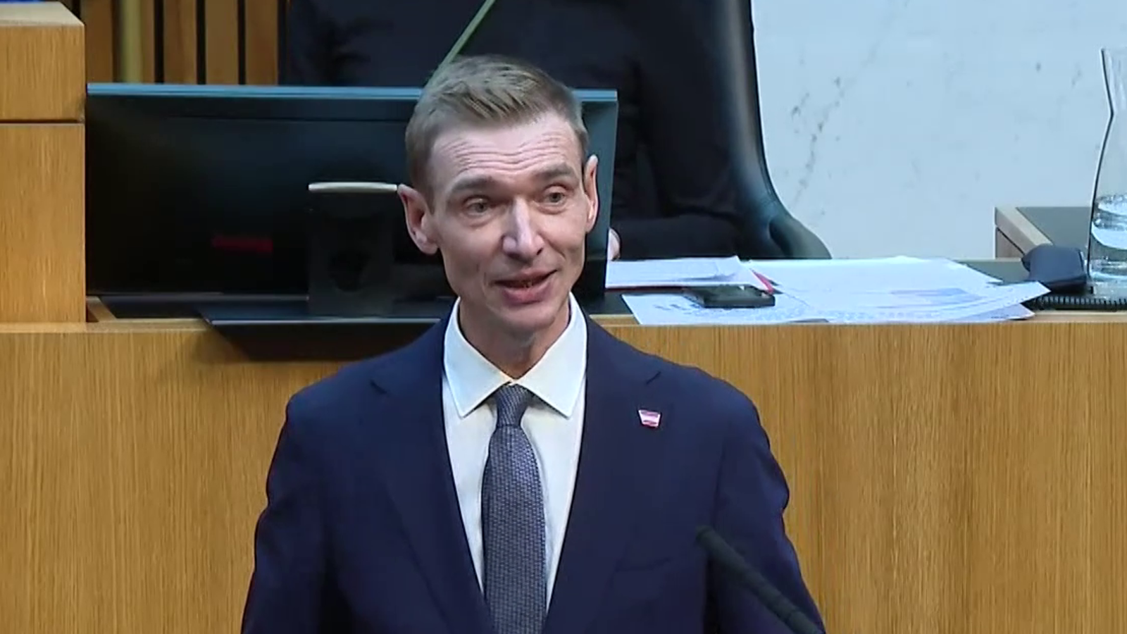 Aktuelle Stunde im Nationalrat mit Gunter Mayr - oe24.tv