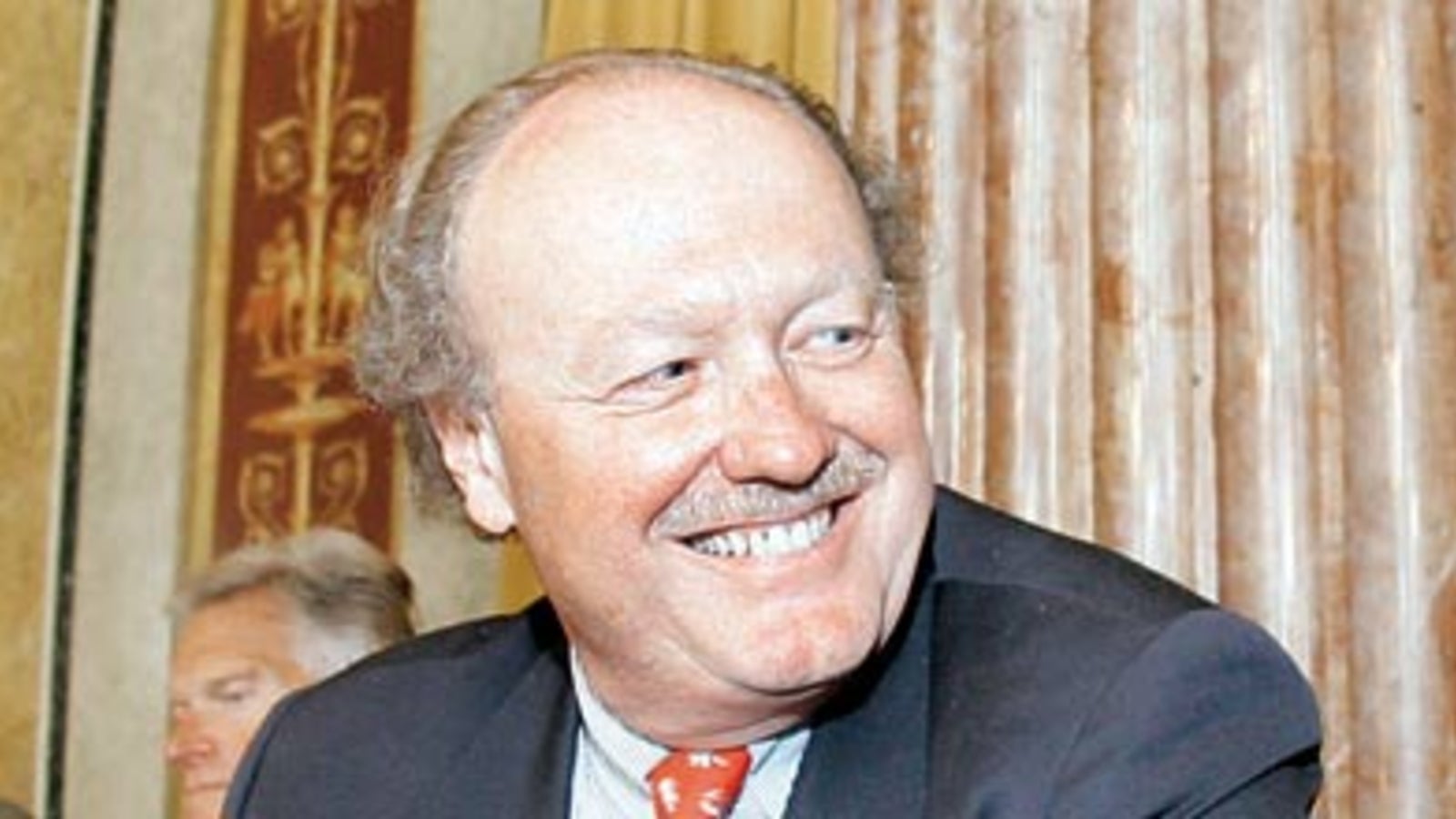 Graf Ali über seine Geschäfte - Politik-Live