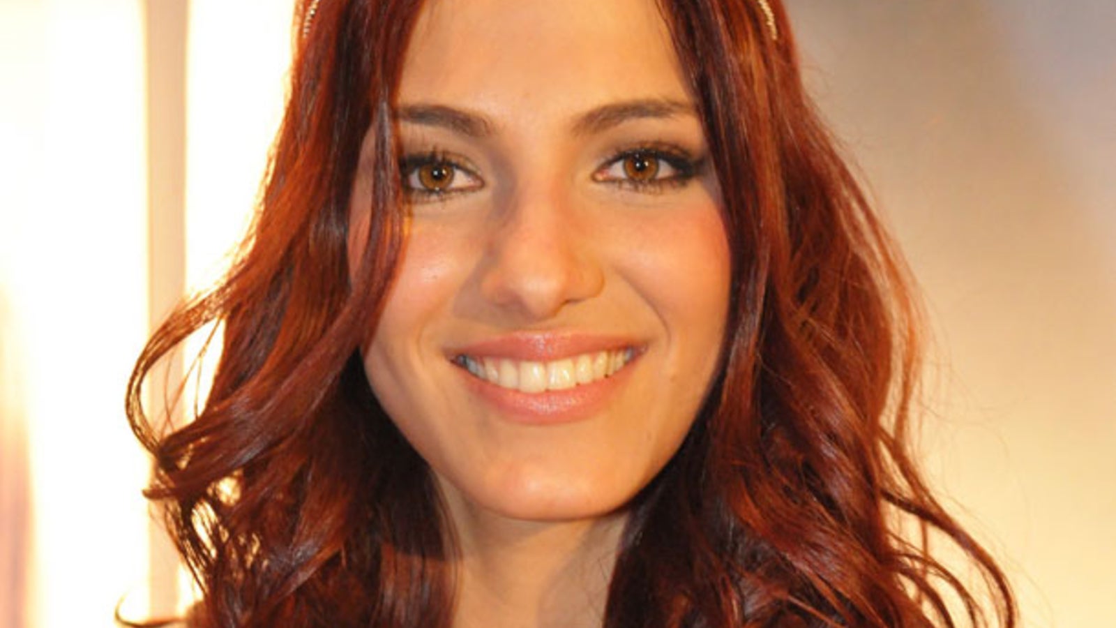 Amina Dagi: So schön ist die Miss Austria 2012 - stars24