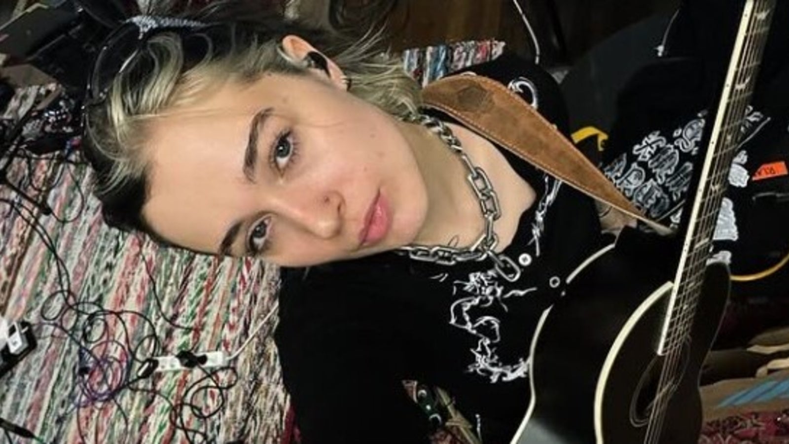 Bronchitis, Fieber: NESS muss Konzerte absagen - stars24