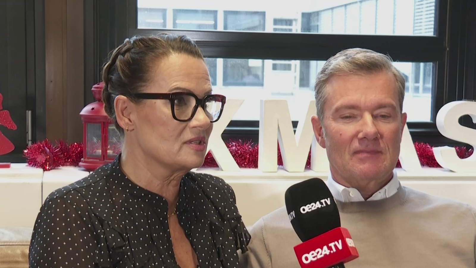 FELLNER! LIVE: Jenny & John Jürgens präsentieren Weihnachtsalbum - oe24.tv