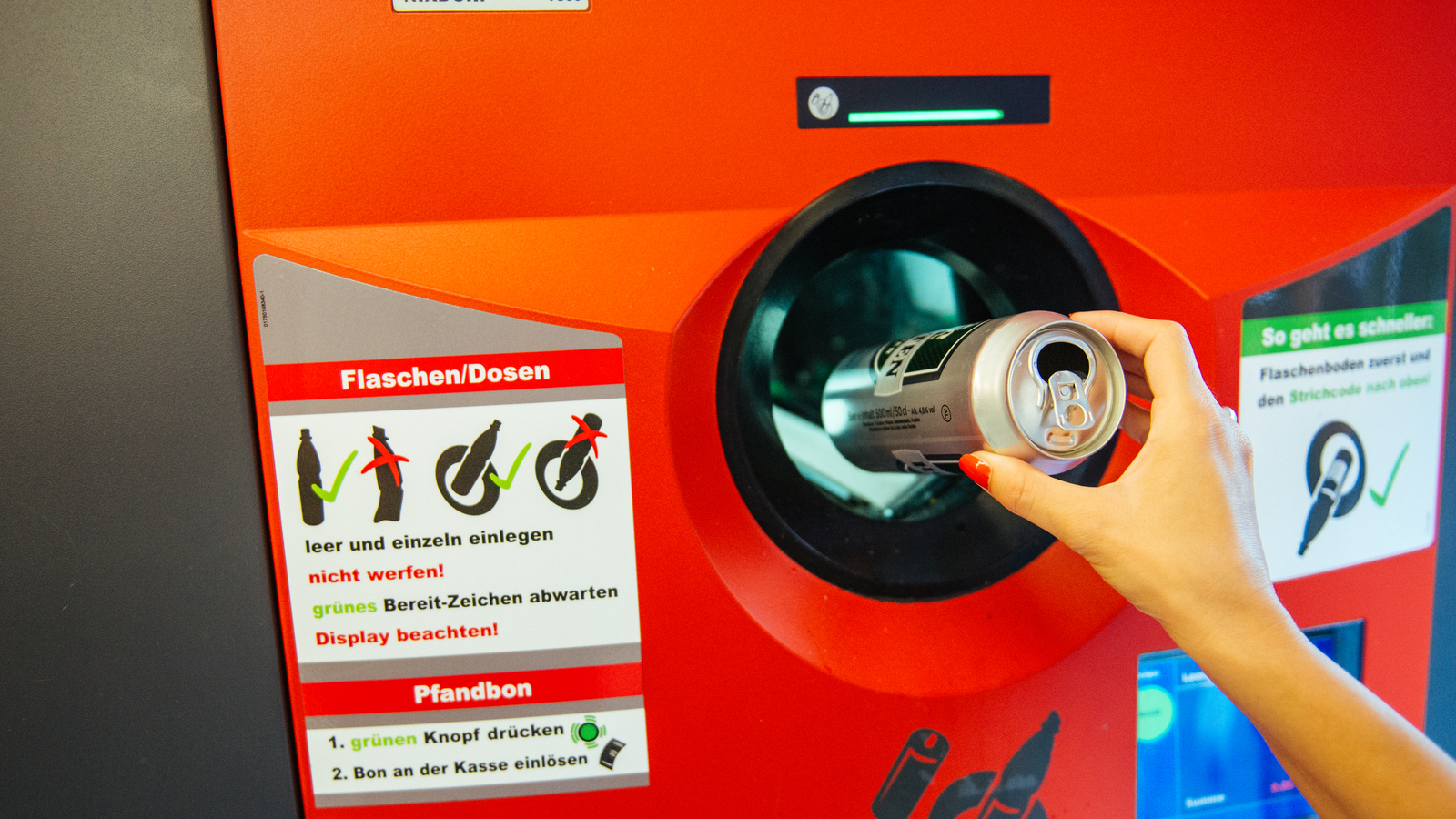 Wiener Drogen-Pärchen fliegt mit Pfand-Betrug auf - oe24.tv