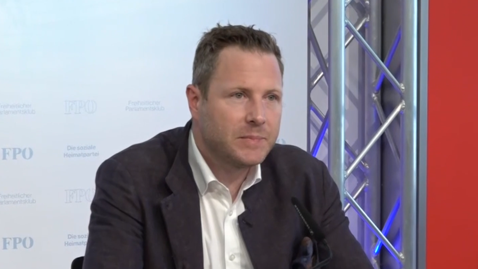 FPÖ fordert Kanzler-Rücktritt und Neuwahlen - oe24.tv