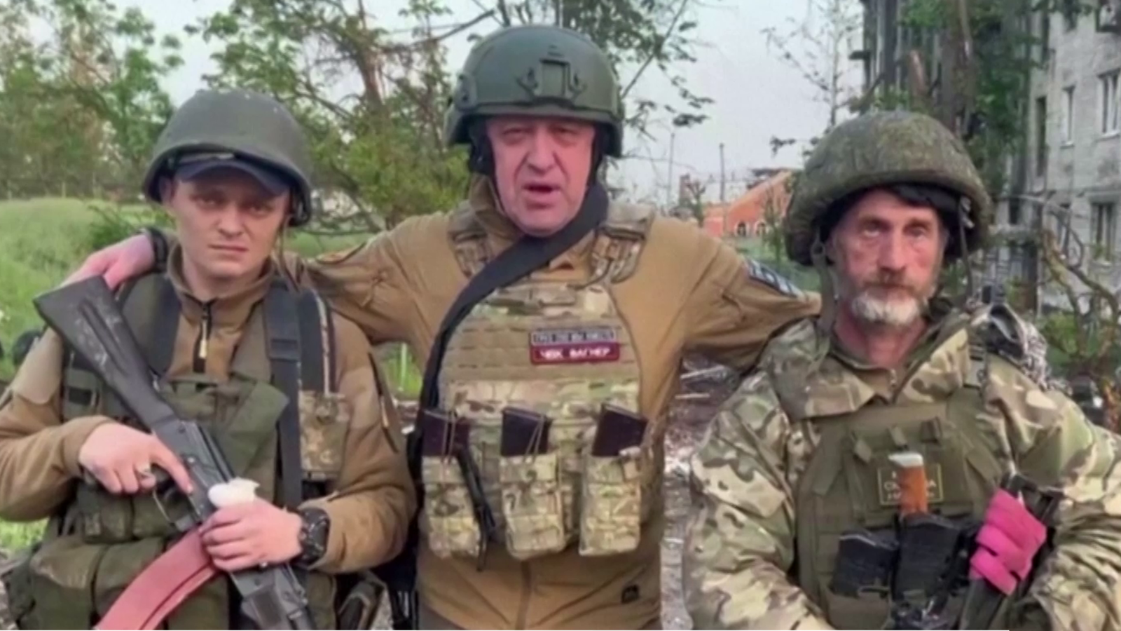 Russlands Militär nimmt erste Privatarmee unter Vertrag - oe24.tv