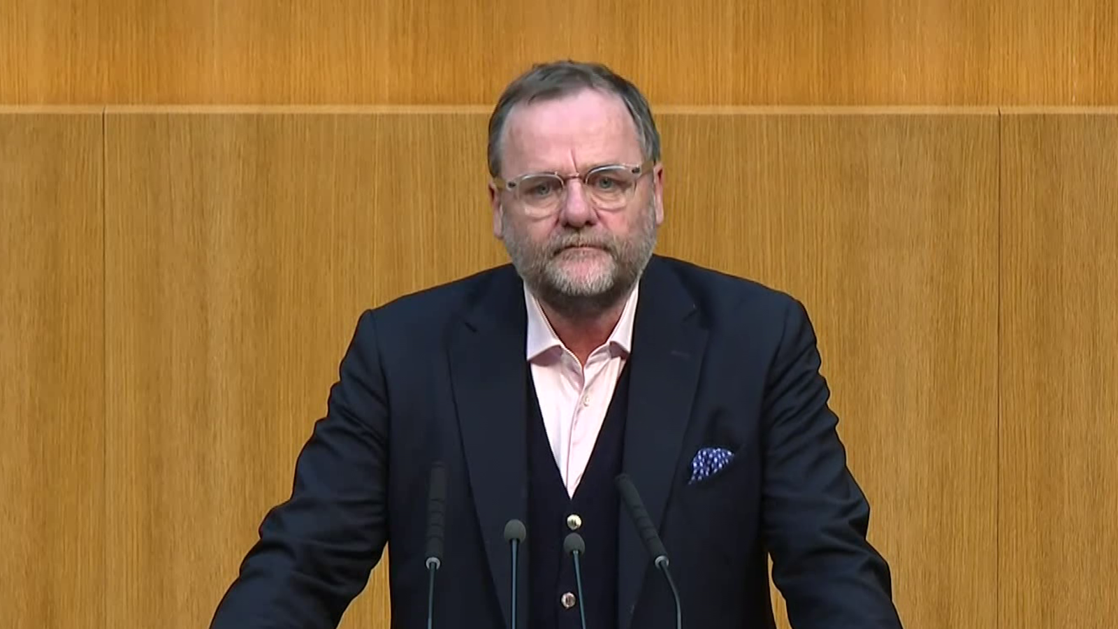 NR: Schluss mit Zerstörung von Wirtschaft & Arbeitsplätzen | Sepp ...