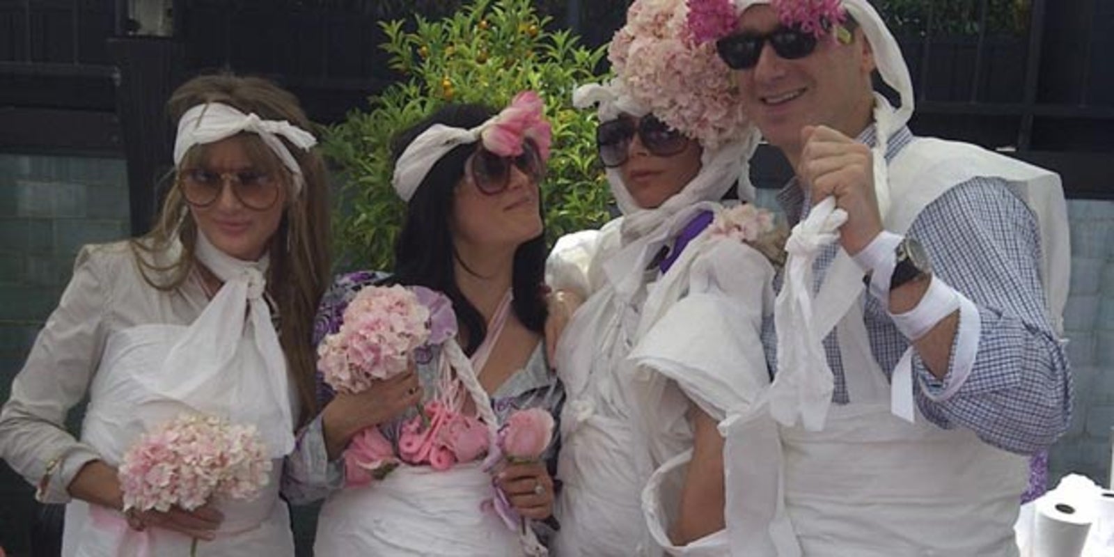 Kater Gordon Wedding Kathy And Stella Solve A Murder! To Play In