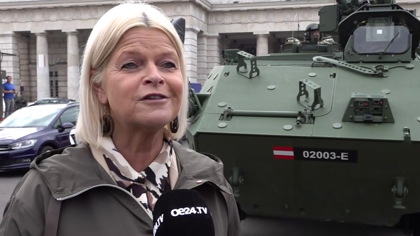 Bundesheer bringt sich in Stellung: Klaudia Tanner zum Nationalfeiertag ...