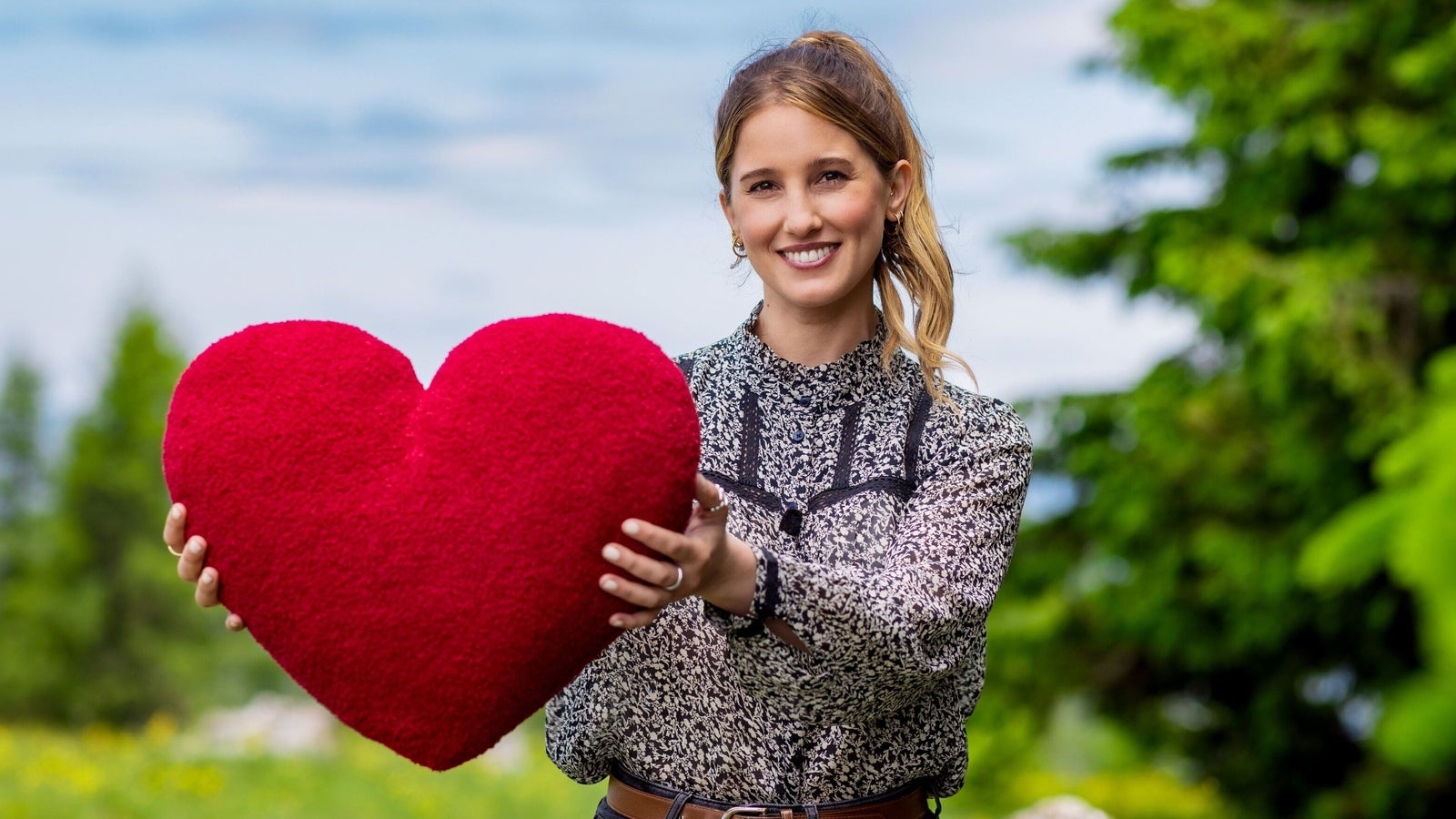 "Willst Du mit mir gehen?"-Moderatorin Michelle Pippan: "War ein bisschen neidisch" - madonna24.at